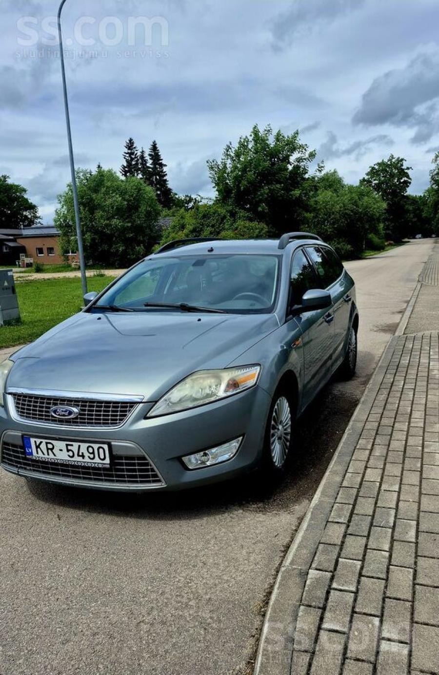 Zils Ford Mondeo 2008 Madona, ar dzinēja tilpumu 1.80 L un nobraukumu 400 tūkst. km par 1500 €, foto 1 vietnē AUTOMOTO.COM.LV