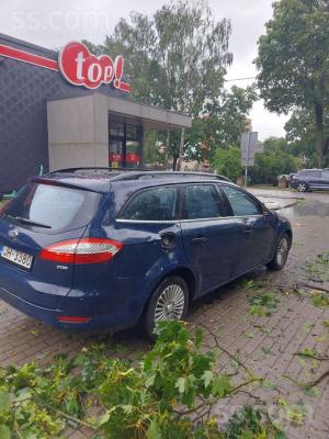 Zils Ford Mondeo 2008 Rīga, ar dzinēja tilpumu 2.00 L un nobraukumu 0 tūkst. km par 500 €, foto  vietnē AUTOMOTO.COM.LV