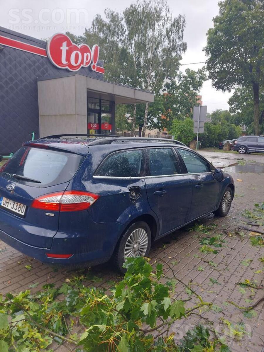 Zils Ford Mondeo 2008 Rīga, ar dzinēja tilpumu 2.00 L un nobraukumu 0 tūkst. km par 500 €, foto 1 vietnē AUTOMOTO.COM.LV