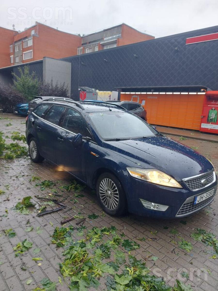 Zils Ford Mondeo 2008 Rīga, ar dzinēja tilpumu 2.00 L un nobraukumu 0 tūkst. km par 500 €, foto 4 vietnē AUTOMOTO.COM.LV