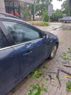 Zils Ford Mondeo 2008 Rīga, ar dzinēja tilpumu 2.00 L un nobraukumu 0 tūkst. km par 500 €, foto 7 vietnē AUTOMOTO.COM.LV