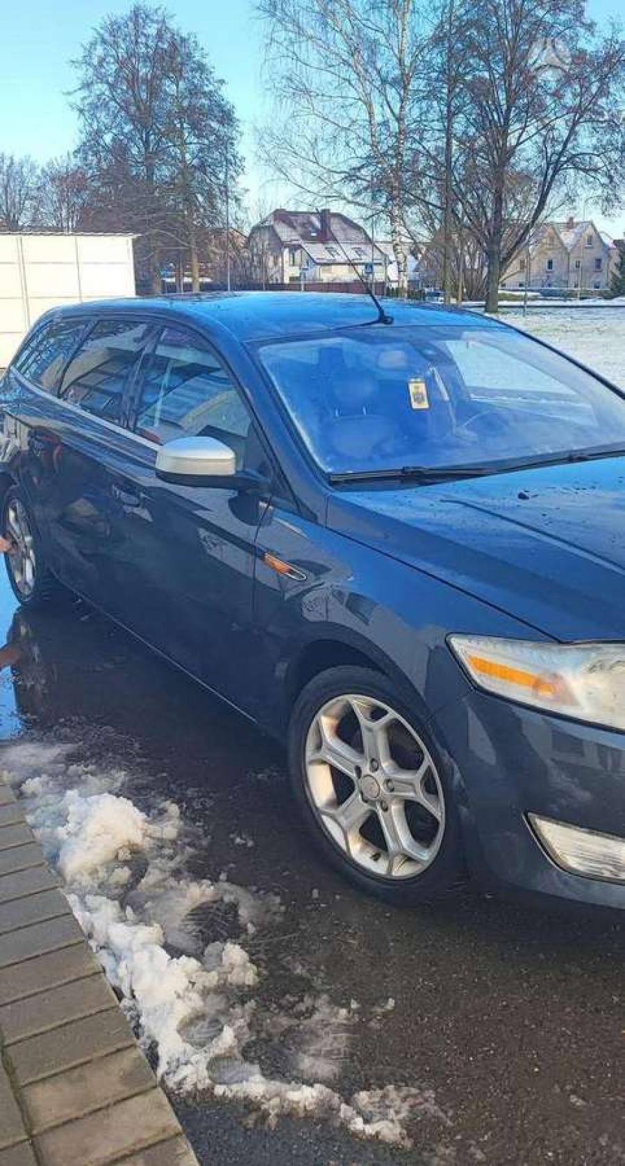 Blue Ford Mondeo 2009 in Klaipeda, with an engine capacity of 2.00 L and mileage of 300 thousand km for 2300 €, photo 2 on AUTOMOTO.COM.LV