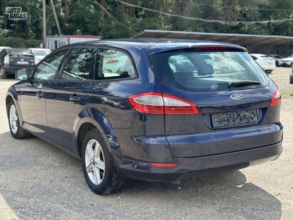 Blue Ford Mondeo 2009 in Vilnius, with an engine capacity of 0.00 L and mileage of 281 thousand km for 950 €, photo 5 on AUTOMOTO.COM.LV