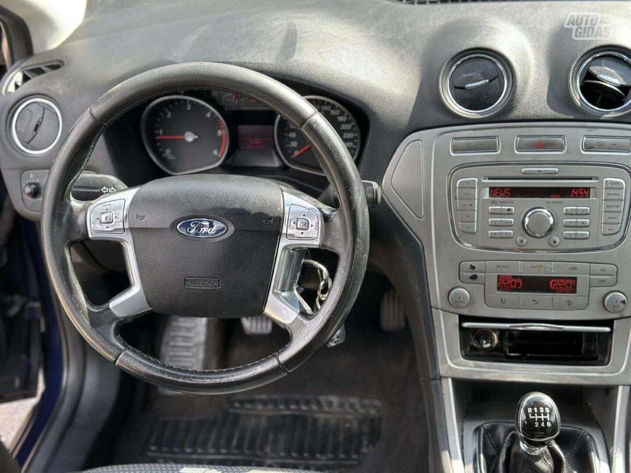 Blue Ford Mondeo 2009 in Vilnius, with an engine capacity of 0.00 L and mileage of 281 thousand km for 950 €, photo 17 on AUTOMOTO.COM.LV