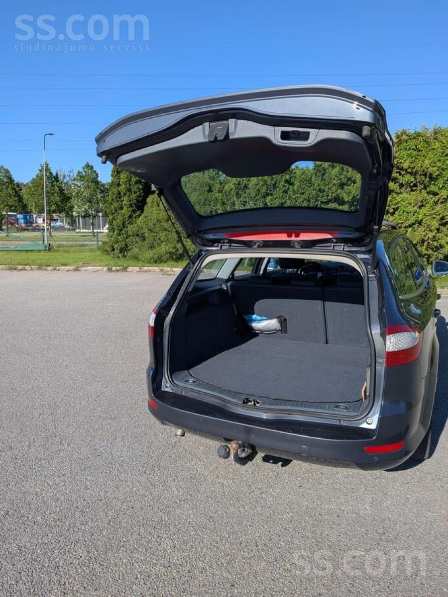 Zils Ford Mondeo 2009 Rīga, ar dzinēja tilpumu 2.00 L un nobraukumu 283 tūkst. km par 2800 €, foto 6 vietnē AUTOMOTO.COM.LV