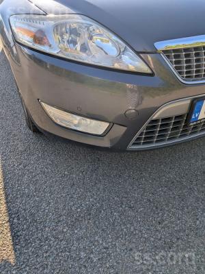 Zils Ford Mondeo 2009 Rīga, ar dzinēja tilpumu 2.00 L un nobraukumu 283 tūkst. km par 2800 €, foto 7 vietnē AUTOMOTO.COM.LV