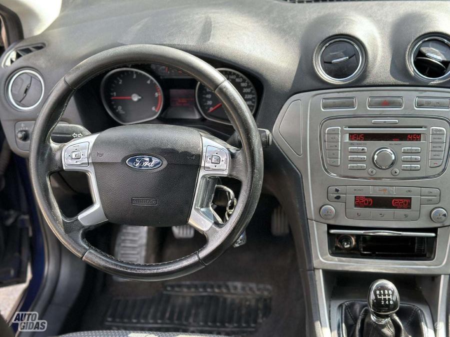 Blue Ford Mondeo 2009 in Vilnius, with an engine capacity of 2.00 L and mileage of 281 thousand km for 700 €, photo 17 on AUTOMOTO.COM.LV
