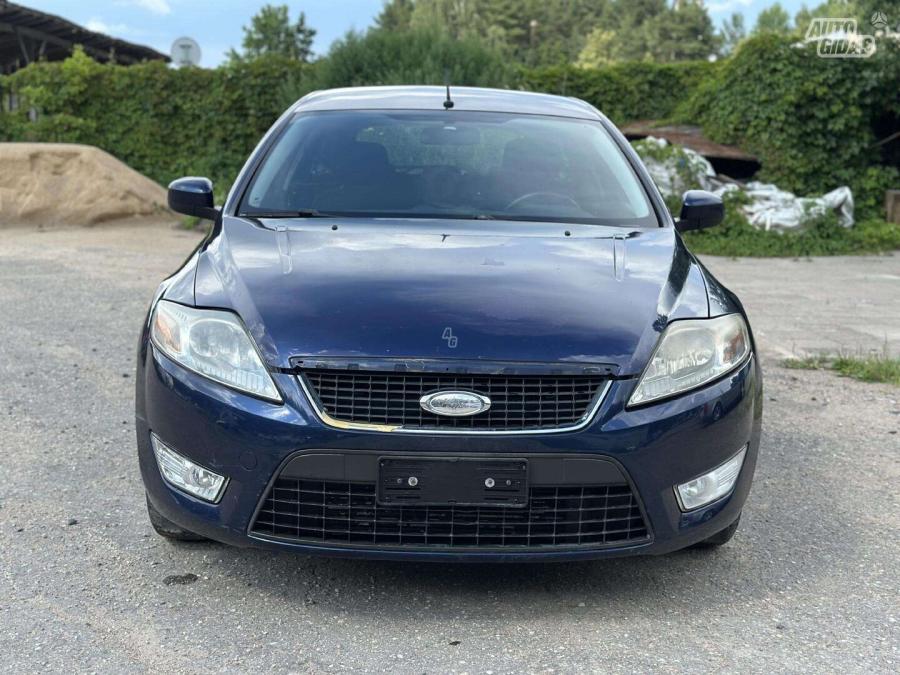 Blue Ford Mondeo 2009 in Vilnius, with an engine capacity of 2.00 L and mileage of 281 thousand km for 700 €, photo 3 on AUTOMOTO.COM.LV