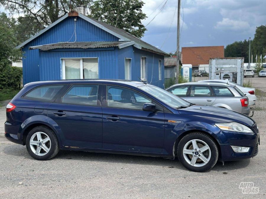 Blue Ford Mondeo 2009 in Vilnius, with an engine capacity of 2.00 L and mileage of 281 thousand km for 700 €, photo 5 on AUTOMOTO.COM.LV