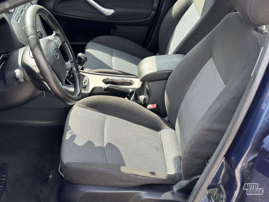 Blue Ford Mondeo 2009 in Vilnius, with an engine capacity of 2.00 L and mileage of 281 thousand km for 700 €, photo 13 on AUTOMOTO.COM.LV