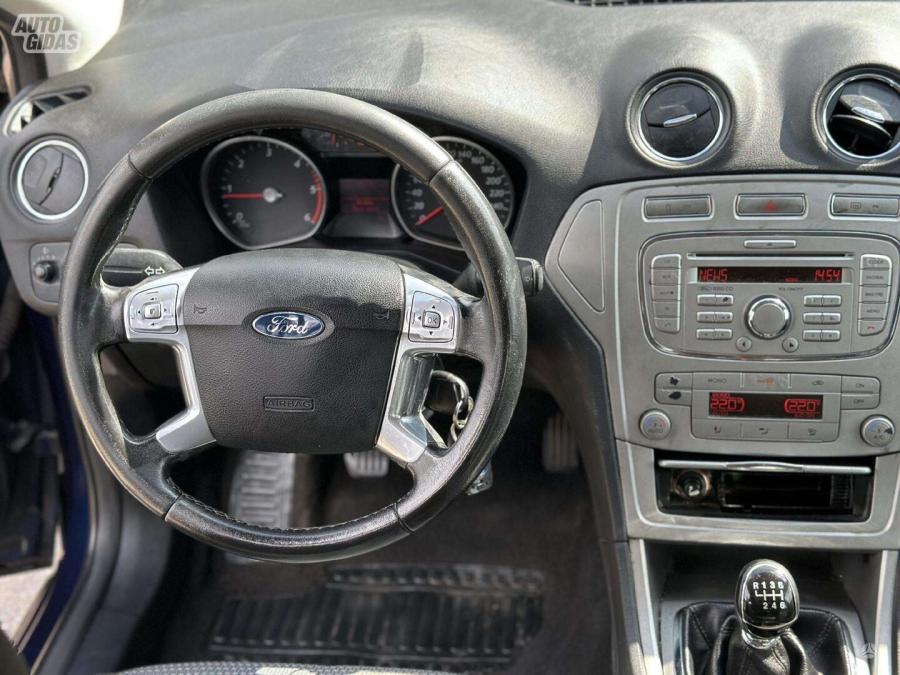 Blue Ford Mondeo 2009 in Vilnius, with an engine capacity of 2.00 L and mileage of 281 thousand km for 700 €, photo 17 on AUTOMOTO.COM.LV