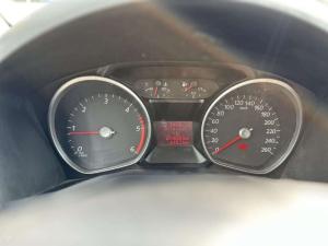 Blue Ford Mondeo 2009 in Vilnius, with an engine capacity of 2.00 L and mileage of 281 thousand km for 700 €, photo 18 on AUTOMOTO.COM.LV