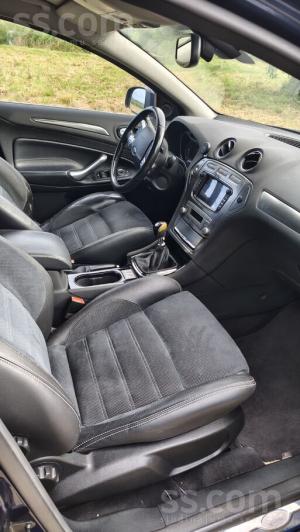 Zils Ford Mondeo 2009 Rīga, ar dzinēja tilpumu 2.20 L un nobraukumu 273 tūkst. km par 3400 €, foto 8 vietnē AUTOMOTO.COM.LV