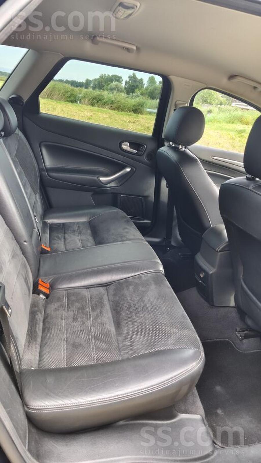 Zils Ford Mondeo 2009 Rīga, ar dzinēja tilpumu 2.20 L un nobraukumu 273 tūkst. km par 3400 €, foto 9 vietnē AUTOMOTO.COM.LV