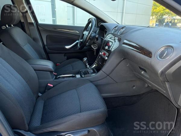 Zils Ford Mondeo 2009 Rīga, ar dzinēja tilpumu 2.00 L un nobraukumu 0 tūkst. km par 1440 €, foto 8 vietnē AUTOMOTO.COM.LV
