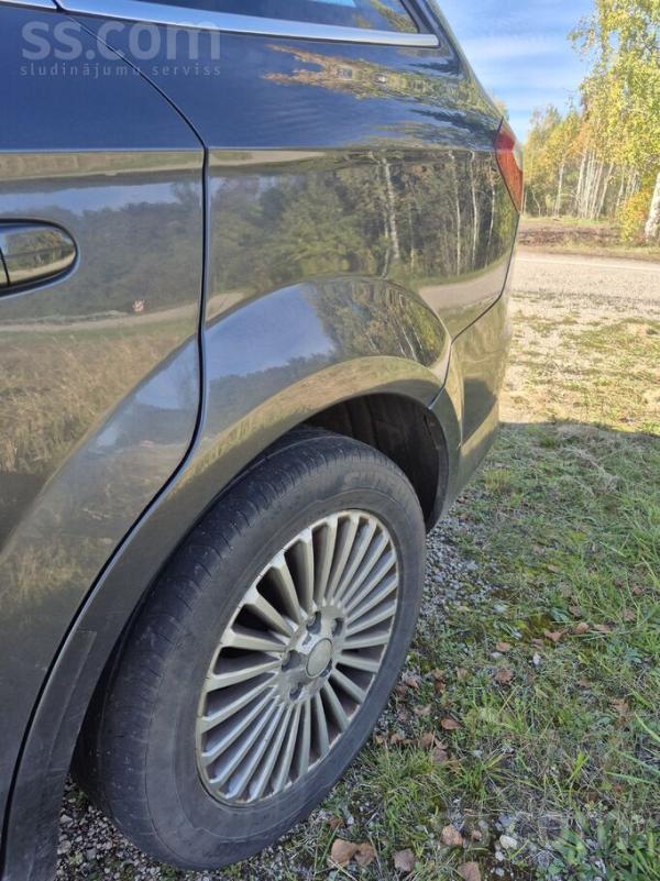 Blue Ford Mondeo 2009 in Balvi, with an engine capacity of 2.00 L and mileage of 287 thousand km for 3000 €, photo 3 on AUTOMOTO.COM.LV