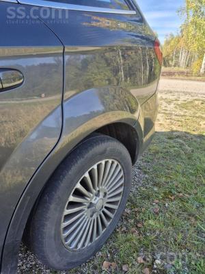 Zils Ford Mondeo 2009 Balvi, ar dzinēja tilpumu 2.00 L un nobraukumu 287 tūkst. km par 3000 €, foto 3 vietnē AUTOMOTO.COM.LV