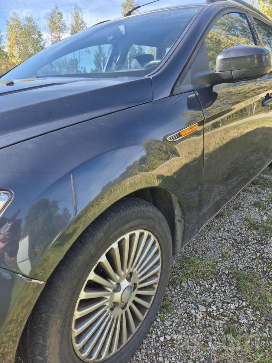 Zils Ford Mondeo 2009 Balvi, ar dzinēja tilpumu 2.00 L un nobraukumu 287 tūkst. km par 3000 €, foto 4 vietnē AUTOMOTO.COM.LV