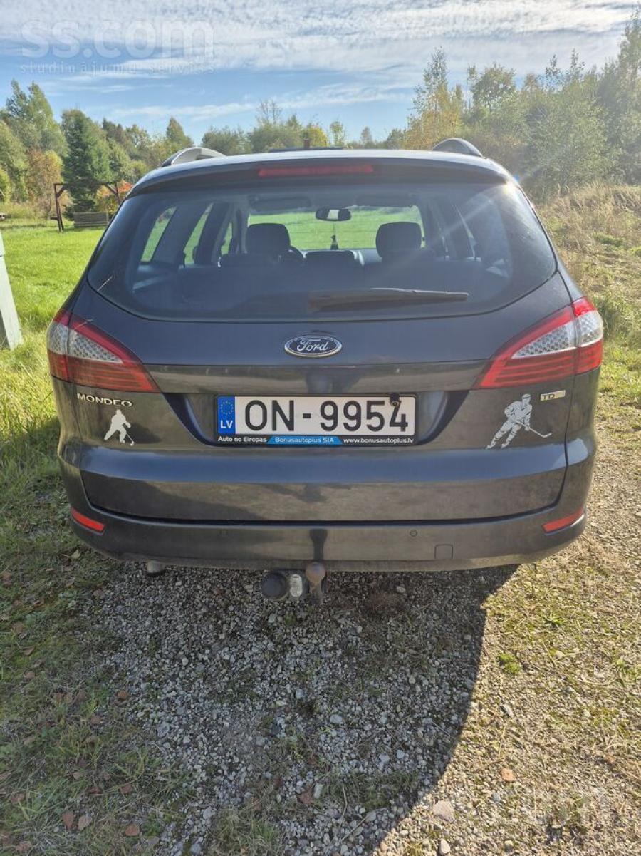 Zils Ford Mondeo 2009 Balvi, ar dzinēja tilpumu 2.00 L un nobraukumu 287 tūkst. km par 3000 €, foto 7 vietnē AUTOMOTO.COM.LV