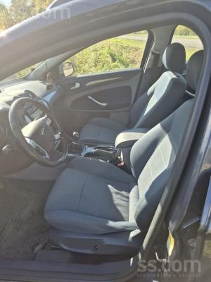 Zils Ford Mondeo 2009 Balvi, ar dzinēja tilpumu 2.00 L un nobraukumu 287 tūkst. km par 3000 €, foto 9 vietnē AUTOMOTO.COM.LV