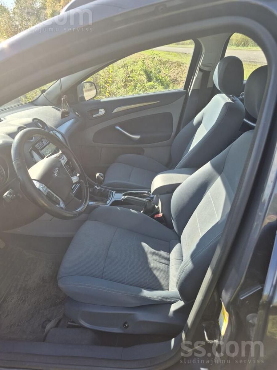 Zils Ford Mondeo 2009 Balvi, ar dzinēja tilpumu 2.00 L un nobraukumu 287 tūkst. km par 3000 €, foto 9 vietnē AUTOMOTO.COM.LV
