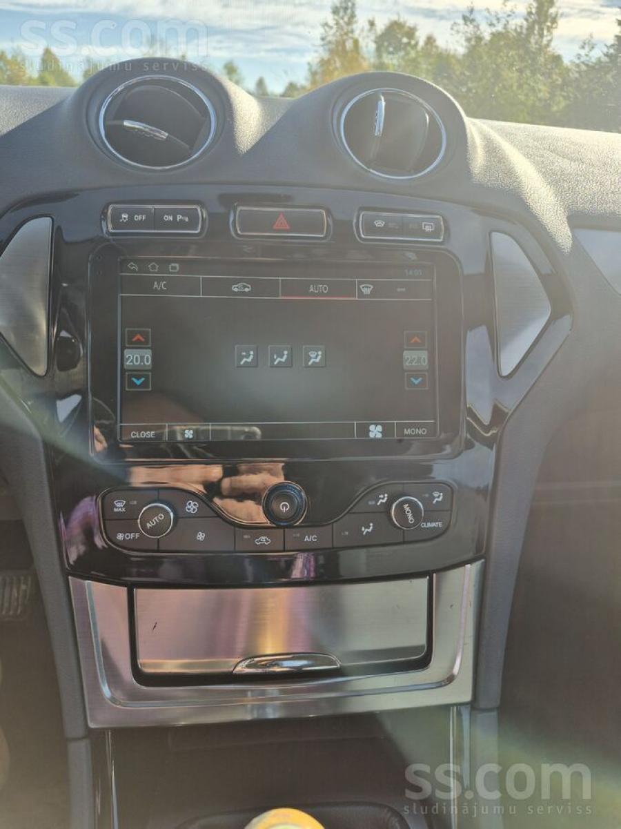 Zils Ford Mondeo 2009 Balvi, ar dzinēja tilpumu 2.00 L un nobraukumu 287 tūkst. km par 3000 €, foto 24 vietnē AUTOMOTO.COM.LV