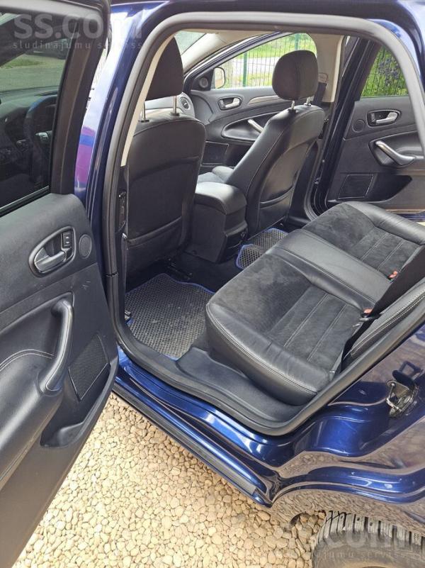 Blue Ford Mondeo 2010 in Ludza, with an engine capacity of 2.20 L and mileage of 307 thousand km for 3000 €, photo 7 on AUTOMOTO.COM.LV