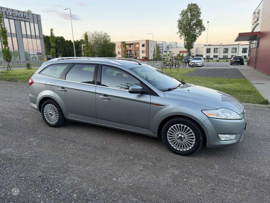 Blue Ford Mondeo 2010 in Vilnius, with an engine capacity of 2.00 L and mileage of 230 thousand km for 2649 €, photo 5 on AUTOMOTO.COM.LV