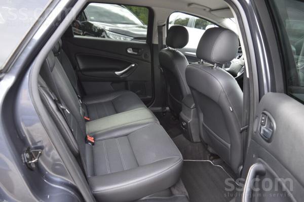 Blue Ford Mondeo 2010 in Tukums, with an engine capacity of 2.00 L and mileage of 301 thousand km for 4195 €, photo 10 on AUTOMOTO.COM.LV
