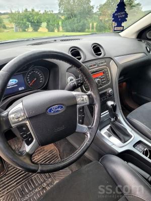 Blue Ford Mondeo 2010 in Liepaja, with an engine capacity of 2.00 L and mileage of 330 thousand km for 2950 €, photo 4 on AUTOMOTO.COM.LV