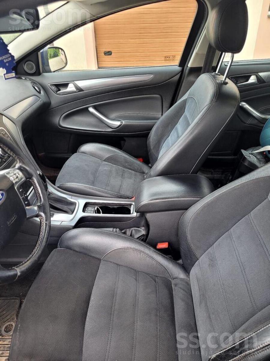 Blue Ford Mondeo 2010 in Liepaja, with an engine capacity of 2.00 L and mileage of 330 thousand km for 2950 €, photo 5 on AUTOMOTO.COM.LV