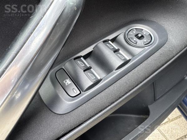 Zils Ford Mondeo 2010 Talsi, ar dzinēja tilpumu 2.00 L un nobraukumu 259 tūkst. km par 2495 €, foto 9 vietnē AUTOMOTO.COM.LV