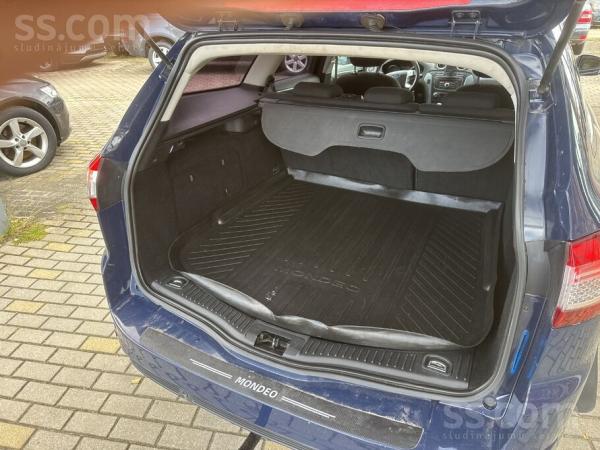 Zils Ford Mondeo 2010 Talsi, ar dzinēja tilpumu 2.00 L un nobraukumu 259 tūkst. km par 2495 €, foto 11 vietnē AUTOMOTO.COM.LV