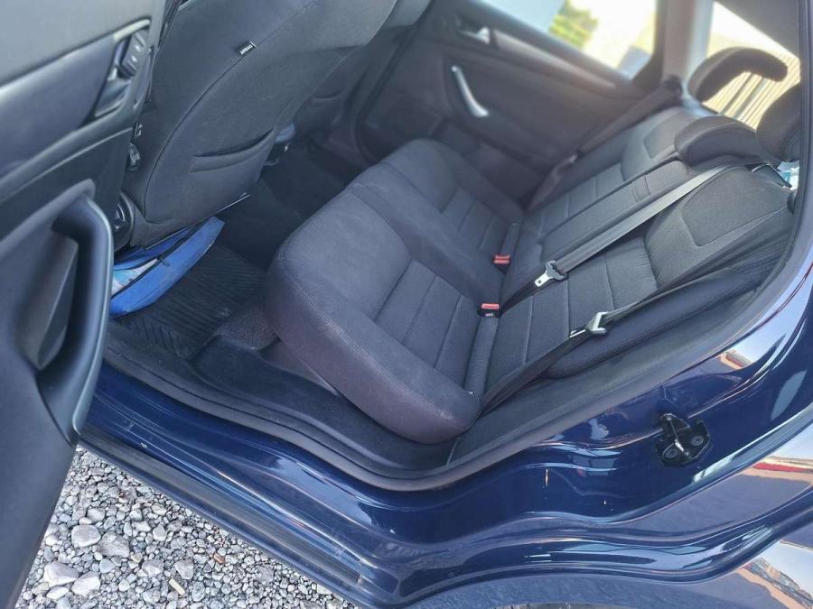 Zils Ford Mondeo 2011 Kauņa, ar dzinēja tilpumu 1.60 L un nobraukumu 330 tūkst. km par 2250 €, foto 14 vietnē AUTOMOTO.COM.LV