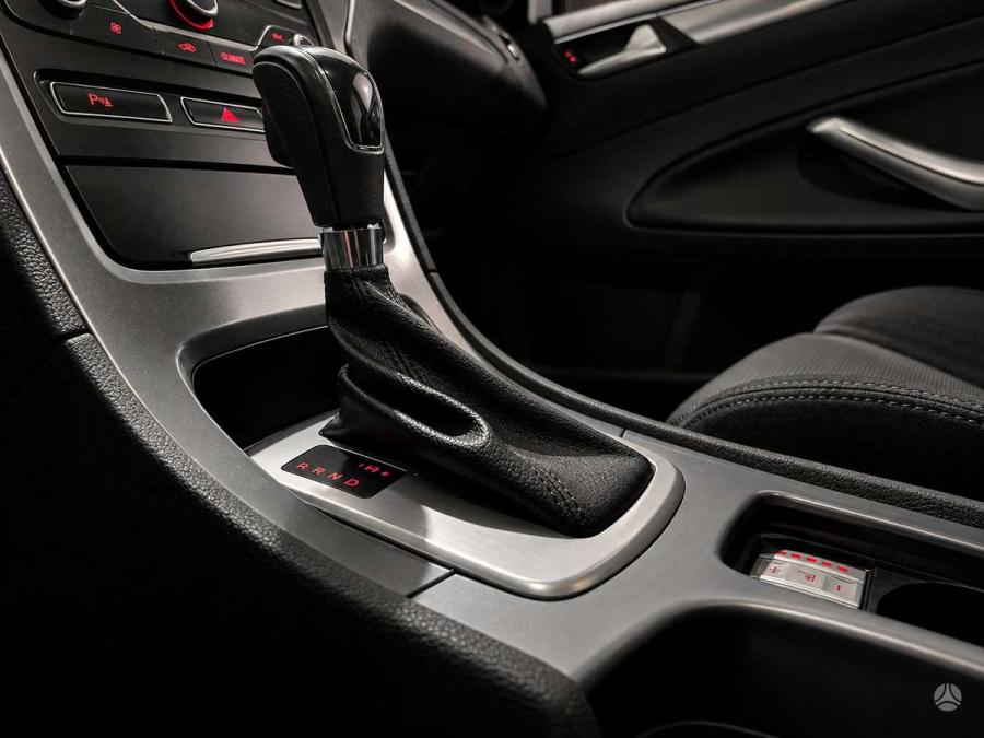 Zils Ford Mondeo 2011 Klaipėda, ar dzinēja tilpumu 2.18 L un nobraukumu 189 tūkst. km par 3888 €, foto 16 vietnē AUTOMOTO.COM.LV