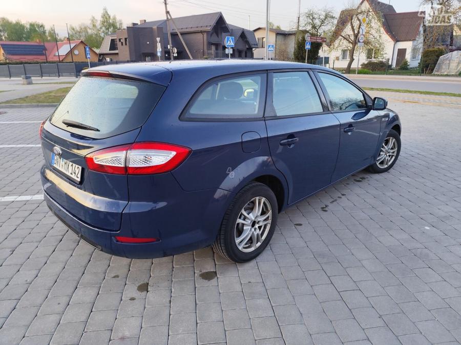Blue Ford Mondeo 2012 in Raseiniai, with an engine capacity of 2.00 L and mileage of 351 thousand km for 3080 €, photo 3 on AUTOMOTO.COM.LV