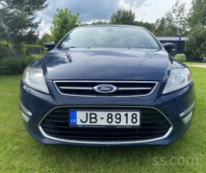 Zils Ford Mondeo 2012 Rīga, ar dzinēja tilpumu 2.00 L un nobraukumu 270 tūkst. km par 3000 €, foto 3 vietnē AUTOMOTO.COM.LV