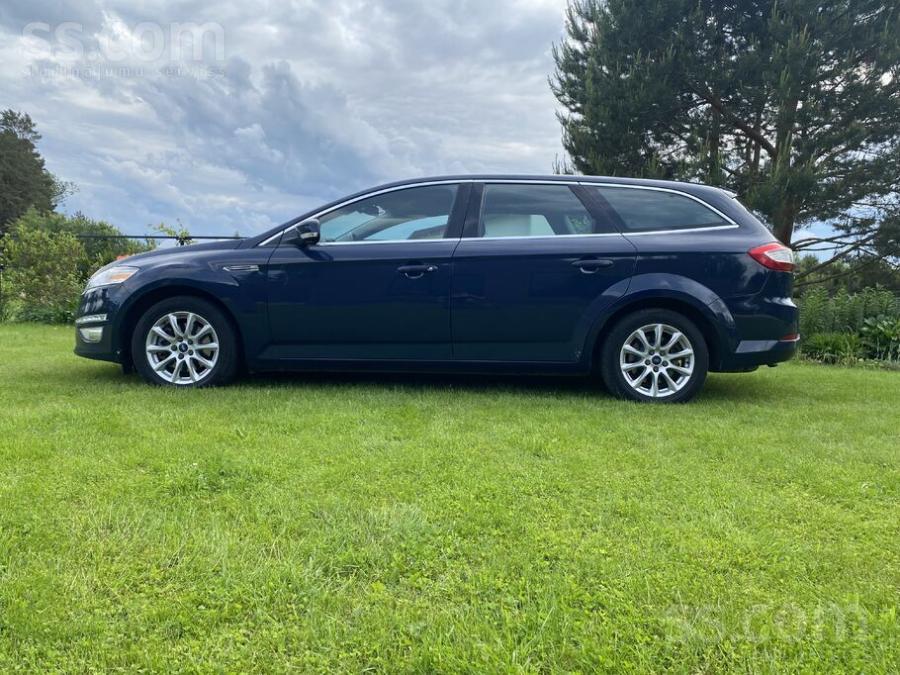 Zils Ford Mondeo 2012 Rīga, ar dzinēja tilpumu 2.00 L un nobraukumu 270 tūkst. km par 3000 €, foto 5 vietnē AUTOMOTO.COM.LV