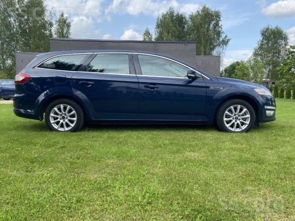 Zils Ford Mondeo 2012 Rīga, ar dzinēja tilpumu 2.00 L un nobraukumu 270 tūkst. km par 3000 €, foto 5 vietnē AUTOMOTO.COM.LV