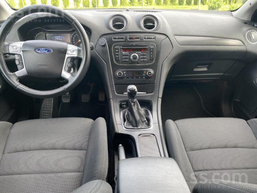 Zils Ford Mondeo 2012 Rīga, ar dzinēja tilpumu 2.00 L un nobraukumu 270 tūkst. km par 3000 €, foto 7 vietnē AUTOMOTO.COM.LV
