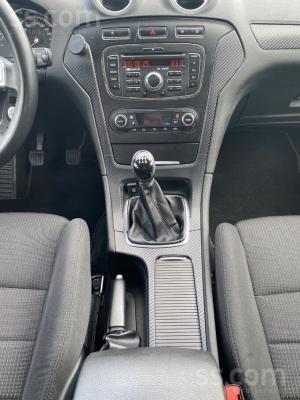 Zils Ford Mondeo 2012 Rīga, ar dzinēja tilpumu 2.00 L un nobraukumu 270 tūkst. km par 3000 €, foto 9 vietnē AUTOMOTO.COM.LV