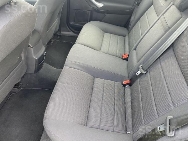 Zils Ford Mondeo 2012 Rīga, ar dzinēja tilpumu 2.00 L un nobraukumu 270 tūkst. km par 3000 €, foto 9 vietnē AUTOMOTO.COM.LV