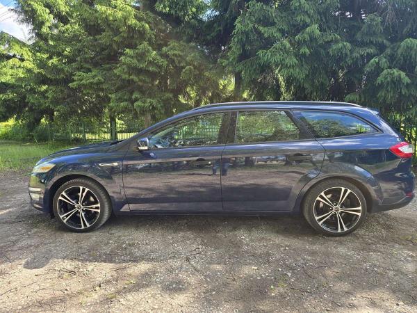 Zils Ford Mondeo 2012 Utena, ar dzinēja tilpumu 2.00 L un nobraukumu 295 tūkst. km par 3150 €, foto 5 vietnē AUTOMOTO.COM.LV
