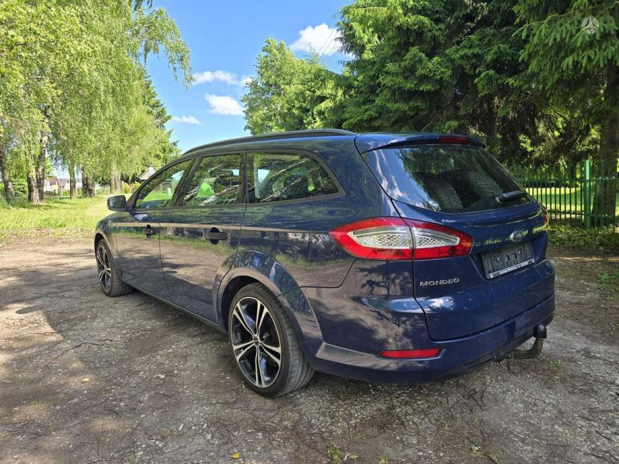 Zils Ford Mondeo 2012 Utena, ar dzinēja tilpumu 2.00 L un nobraukumu 295 tūkst. km par 3150 €, foto 6 vietnē AUTOMOTO.COM.LV