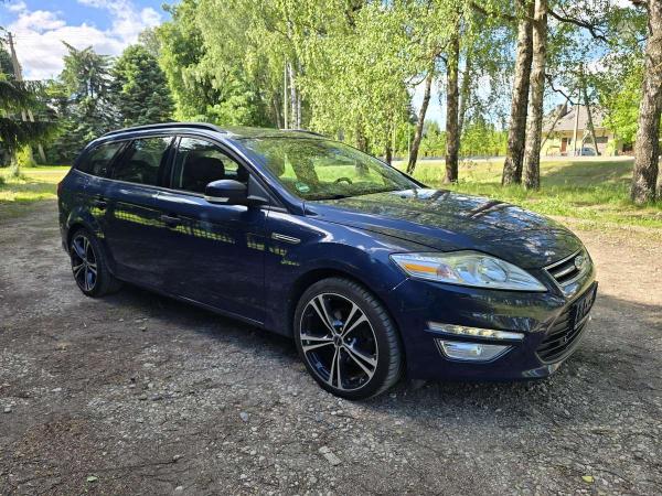 Zils Ford Mondeo 2012 Utena, ar dzinēja tilpumu 2.00 L un nobraukumu 295 tūkst. km par 3150 €, foto 8 vietnē AUTOMOTO.COM.LV