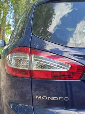Zils Ford Mondeo 2012 Utena, ar dzinēja tilpumu 2.00 L un nobraukumu 295 tūkst. km par 3150 €, foto 13 vietnē AUTOMOTO.COM.LV