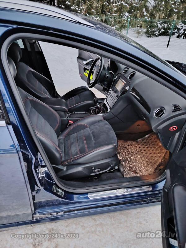 Blue Ford Mondeo 2013 in Paide, with an engine capacity of 2.20 L and mileage of 270 thousand km for 6300 €, photo 11 on AUTOMOTO.COM.LV