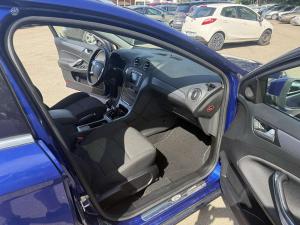 Zils Ford Mondeo 2013 Klaipėda, ar dzinēja tilpumu 2.00 L un nobraukumu 246 tūkst. km par 3850 €, foto 12 vietnē AUTOMOTO.COM.LV