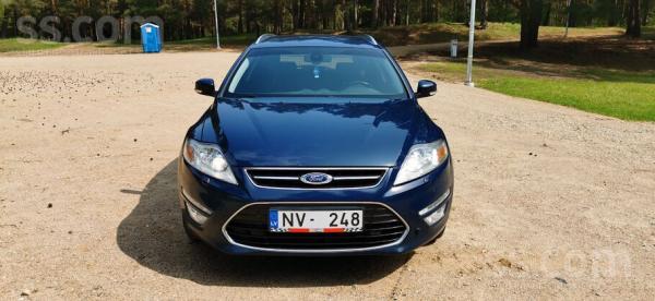 Zils Ford Mondeo 2014 Daugavpils, ar dzinēja tilpumu 2.00 L un nobraukumu 245 tūkst. km par 6450 €, foto 3 vietnē AUTOMOTO.COM.LV