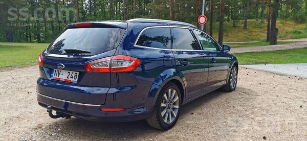 Zils Ford Mondeo 2014 Daugavpils, ar dzinēja tilpumu 2.00 L un nobraukumu 245 tūkst. km par 6450 €, foto 9 vietnē AUTOMOTO.COM.LV